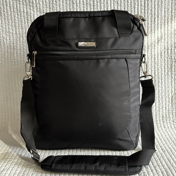 Samsonite | Bags | Samsonite Travel Tote In Black Removable Strap Pass ...